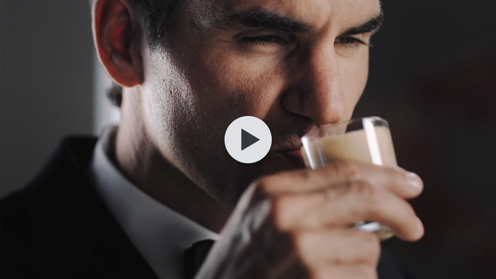 Campaña publicitaria con Roger Federer - Cafeteras JURA ...